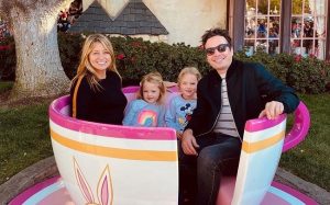 Jimmy Fallon - Bio, Age, Net Worth, Salary, Height, Married, Facts