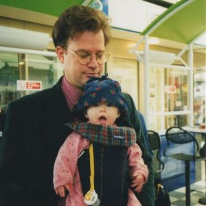 Cavetown Bio, Age, Net Worth, Single, Nationality, Height, Facts