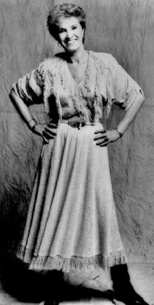 Jan Howard - Bio, Net Worth, Height, In Relation, Career, Facts