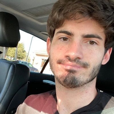 Mopi Bio, Age, Net Worth, Single, Nationality, Career, Facts