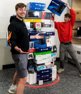 Mr Beast - Bio, Age, Net Worth, Height, In Relation, Facts