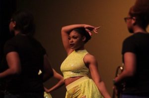 Crystianna Summers -Bio, Single, Nationality, Height, Career, Facts