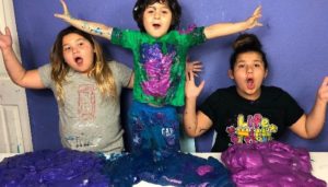Izzy Life with Brothers - Bio, Age, Net Worth, Height, Single, Facts