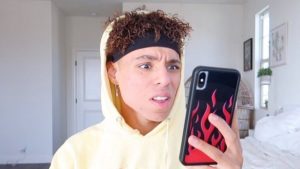 Larray - Bio, Age, Net Worth, Height, In Relation, Facts