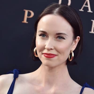 Elyse Levesque - Bio, Age, Net Worth, Height, Nationality, Facts