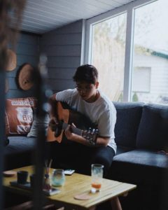 Clinton Kane - Bio, Age, Net Worth, Height, Career, Single, Facts