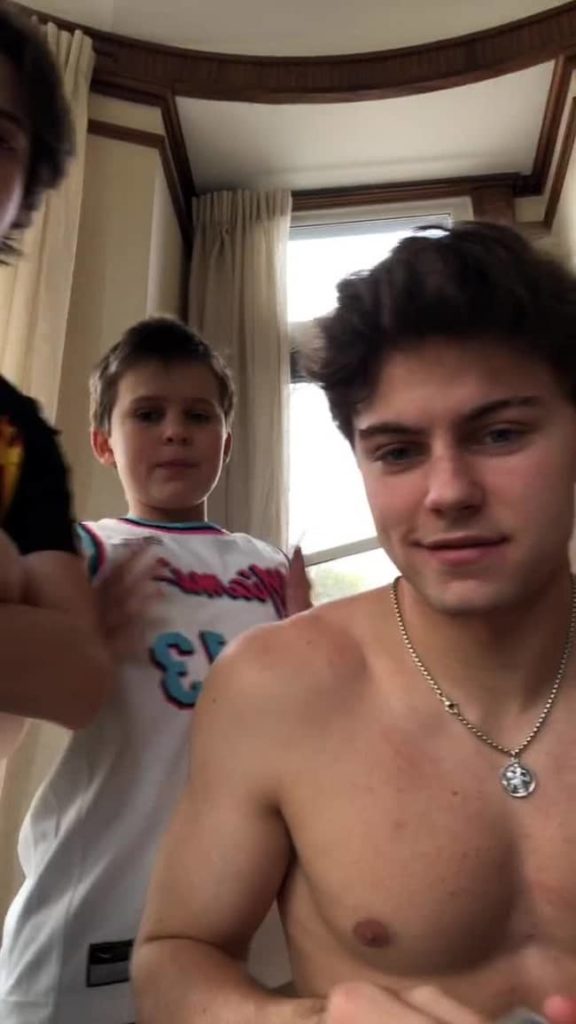 Harry Raftus - Bio, Height, Single, Nationality, Net Worth, Facts