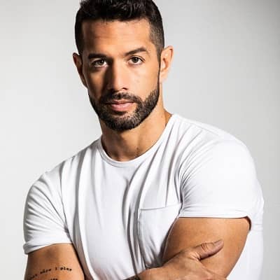 Bayardo de Murguia - Bio, Age, Net Worth, Salary, Single, Facts