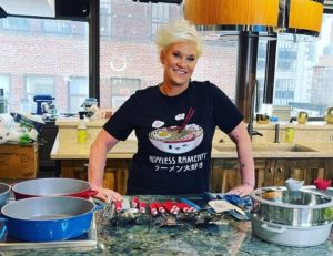 Anne Burrell - Bio, Age, Net Worth, Married, Facts, Career, Wiki