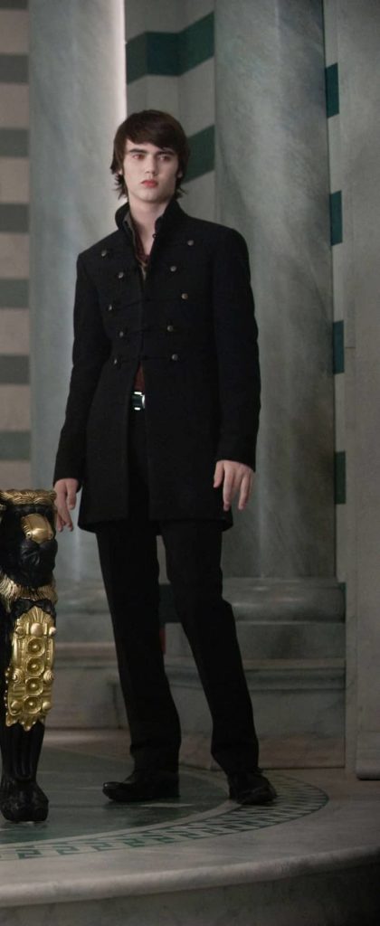 Cameron Bright - Bio, Age, Height, Net Worth, Facts, Nationality