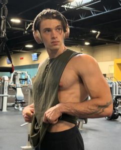 Chase Stobbe - Bio, Age, Height, Net Worth, Facts, Nationality